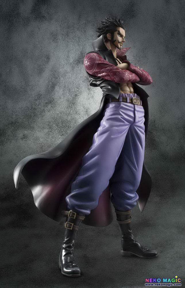 One Piece – Hawk-eyes Dracule Mihawk Ver.2 1/8 PVC figure by Megahouse ...