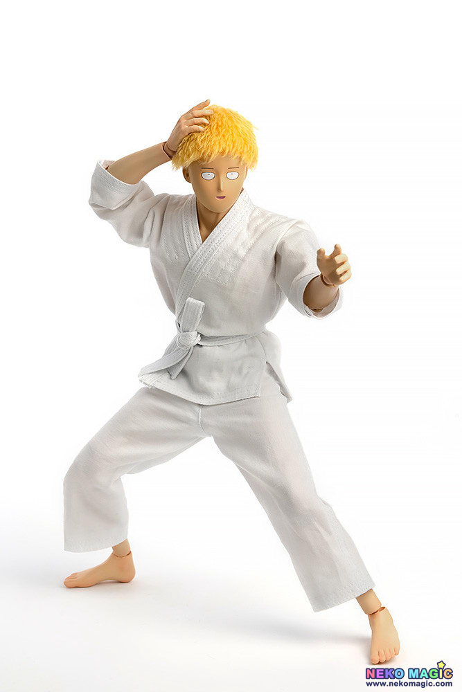 [exclusive] One-Punch Man – Saitama SEASON 2 DX Ver. Articulated Figure ...